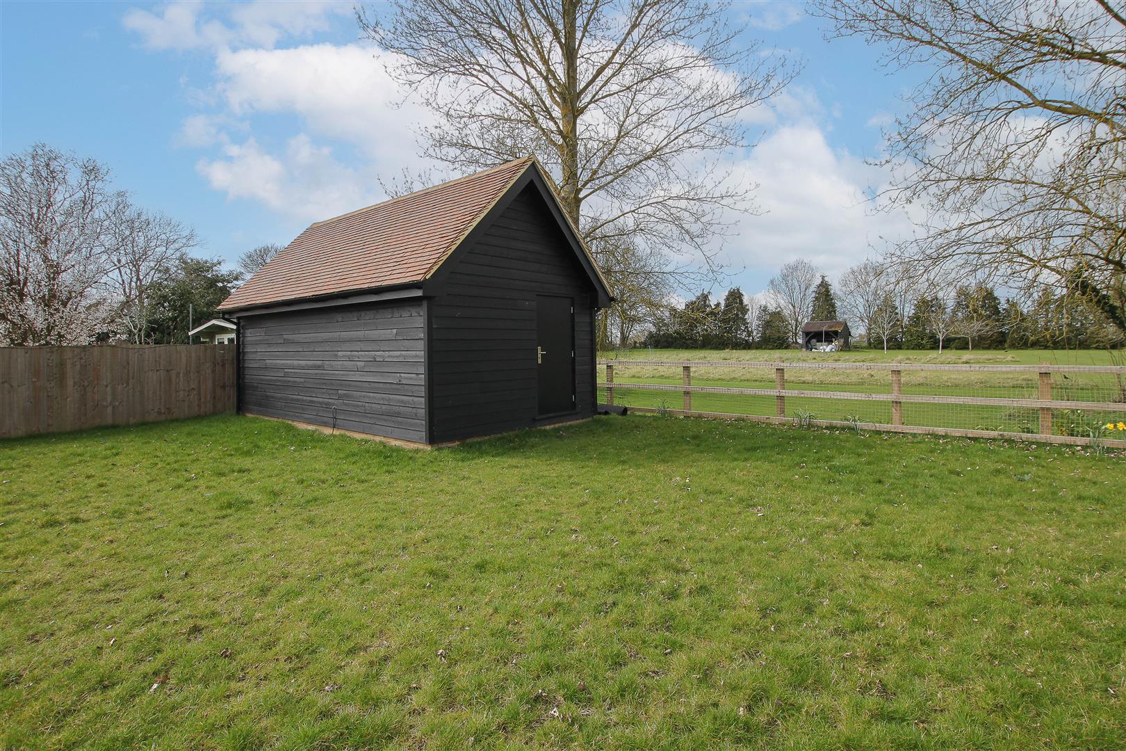 ** SIGNATURE HOMES ** Nine Ashes Road, Nine Ashes, Ingatestone - Keith ...